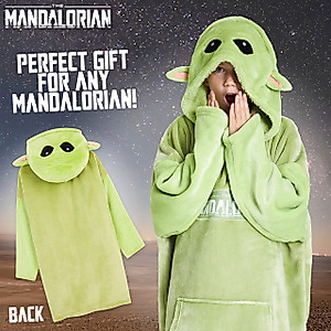 Disney The Mandalorian Blanket Hoodie for Boys Teens, Baby Yoda Fleece Wearable Blanket (Green)