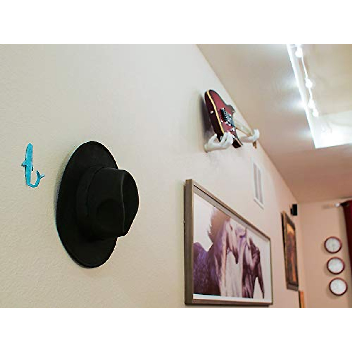 Set of 4 Cast Iron Coastal Shark Tail Wall Hooks Decorative Nautical Beach Bathroom Towel Or Coat Hanging Decor