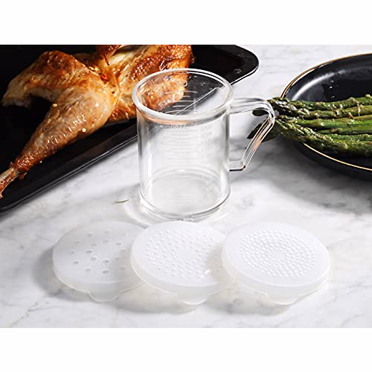 New Star Foodservice 22513 Plastic Dredge with 3 Snap-on Lid, Seasoning Sugar Spice Pepper Shaker, 10 OZ