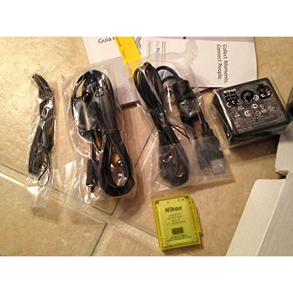 Nikon Coolpix S3200 16.0 Mp 6X Wide Optical Zoom Digital Camera (Silver)