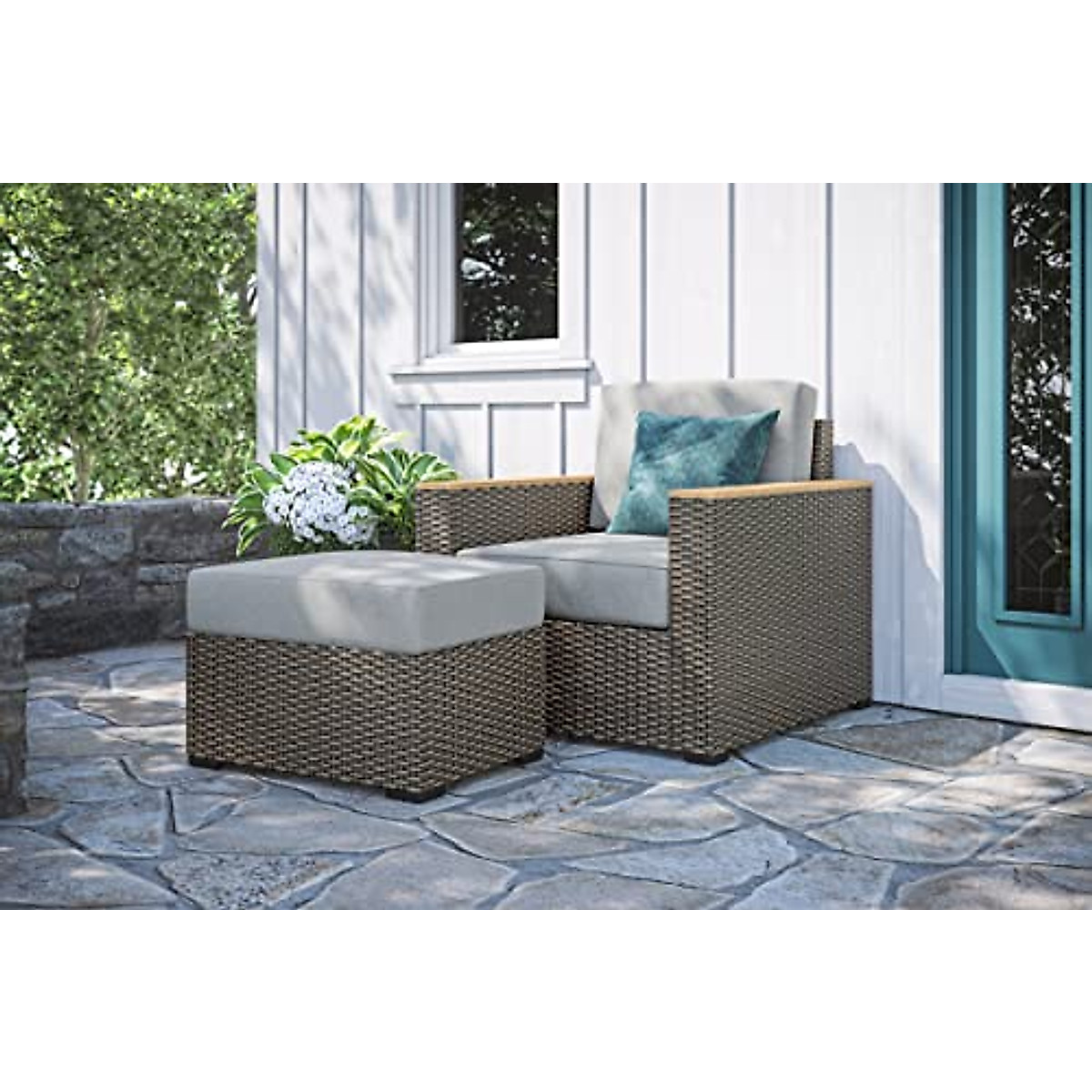 Homestyles Boca Raton Outdoor Ottoman, 1 Seat, Grey
