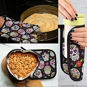 SUABO 2PCS Oven Mitts and Pot Holders, Sugar Skull Heat Resistant Oven Glove Hot Pads for Halloween Kitchen Baking BBQ Grilling