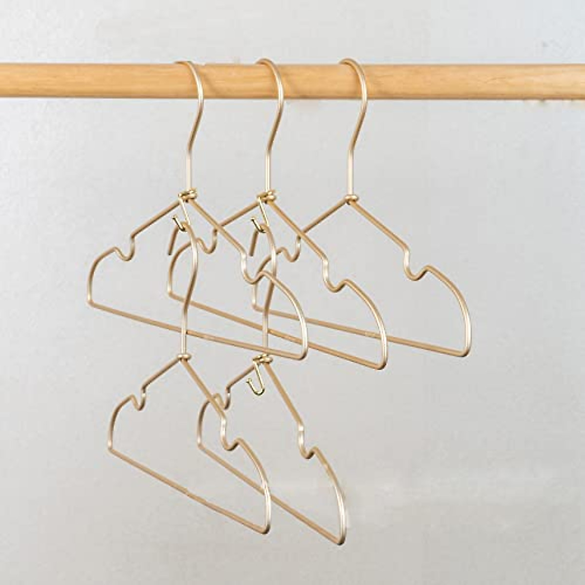 KOOBAY Clothes Hanger 72Pcs Connector Hooks Stable Hanger Gold Metal Outfit Hangers Extender Clips Mini Cascading Hanger Hooks