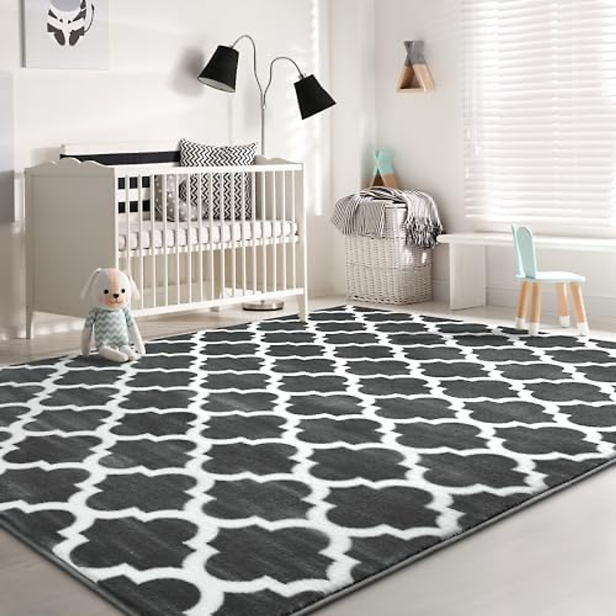 Kimeesky Large 5x8 Geometric Shag Modern Area Rug for Living Room Bedroom, Distressed Moroccan Fluffy Rug Indoor Carpets for Kids Nursery Bedside Room Decor, Memory Foam Shaggy Rugs, Dark Grey/White