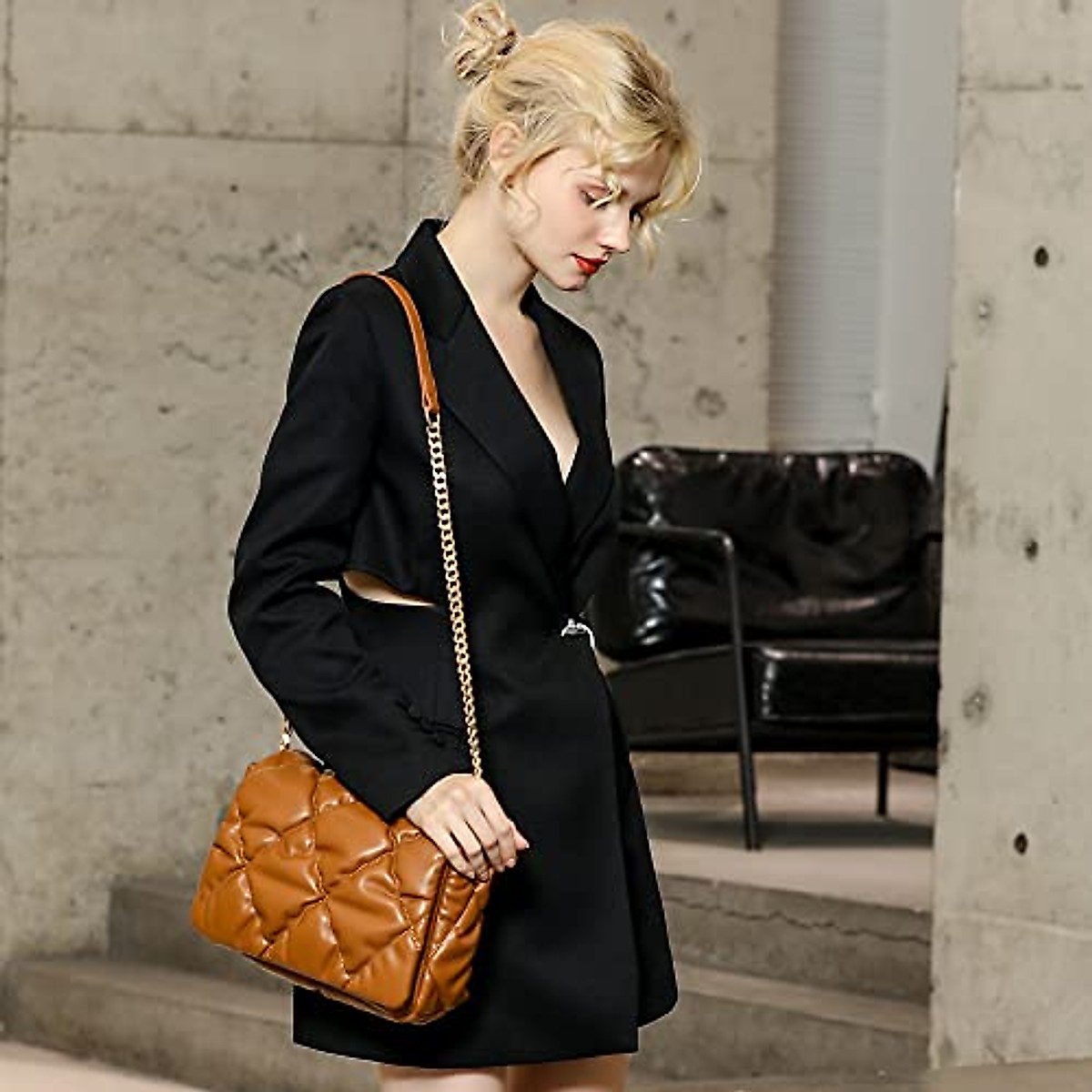 Herald Quilted Pillow Shoulder Bag for Women with Chunky Chain Padded Puffer Puffy Trendy Ruched Crossbody Handbag Side Purse (Medium Size)