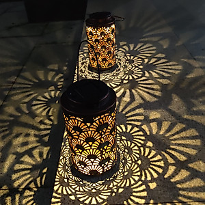 JOYBee 2pcs Solar Lantern Outdoor-Hanging Solar Lanterns- Waterproof Lantern Solar Lights Outdoor- LED Table Solar Lights for Patio Garden Courtyard Porch Courtyard Pathway Decorative