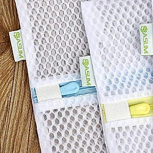 Laundry Bags, SASUM LIFE 3 Pack Zippered Mesh Polyester Wash Bags Premium Durable White for Jeans, Lingerie,Socks,Bra Sweaters, Coats in Washing Machine & Drier (Beehive)