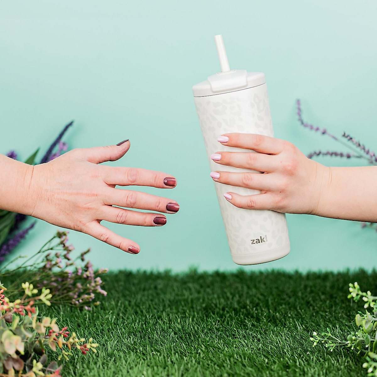 Zak Designs Beacon Straw Tumbler for Travel or At Home, 24oz Stainless Steel with Vacuum Insulated and Non-Skid Base (Linen Leopard)