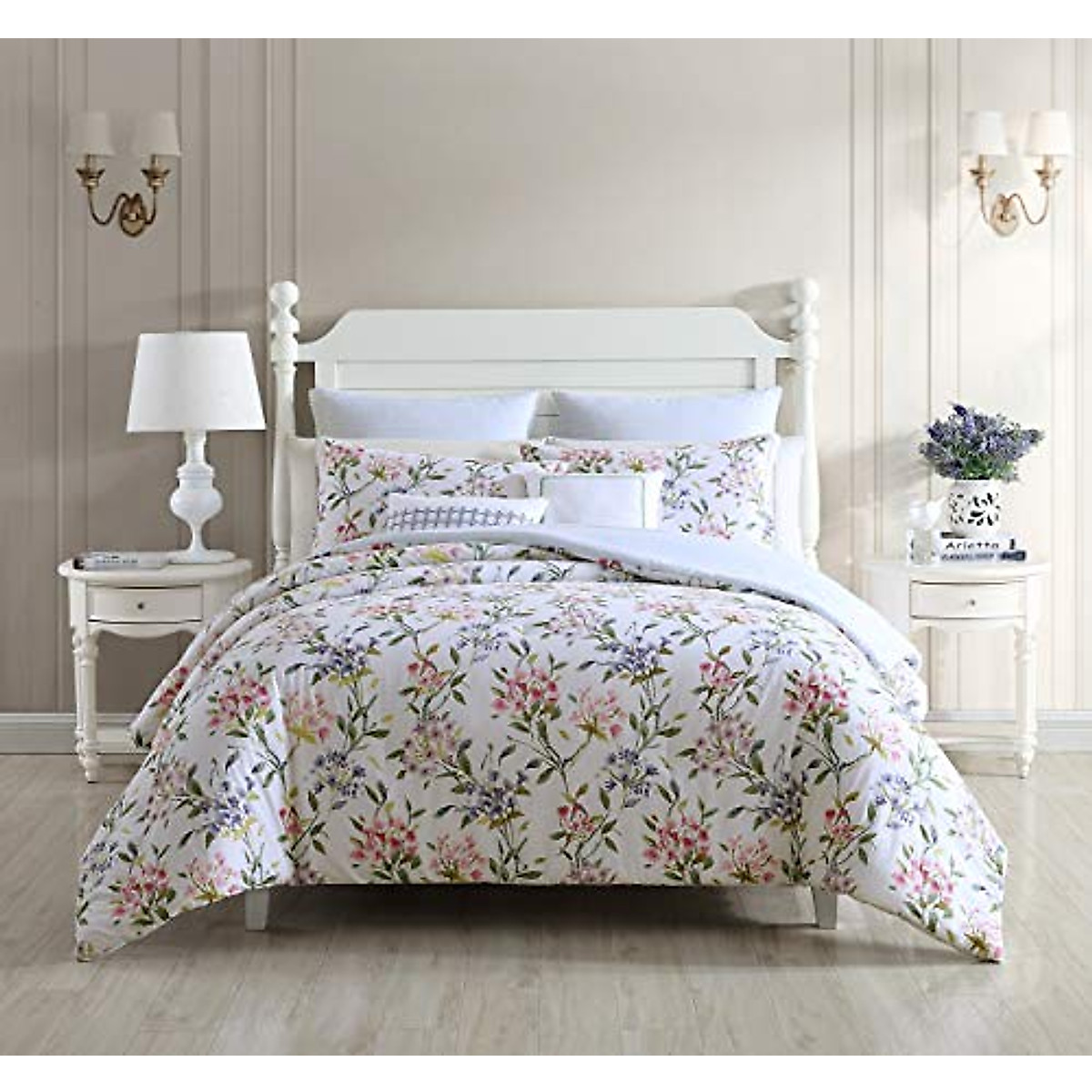 Laura Ashley Home | Meadow Breeze Collection | Comforter Set - 100% Cotton, Reversible Bedding with Matching Shams and Bonus Decorative Pillows, Queen, Purple