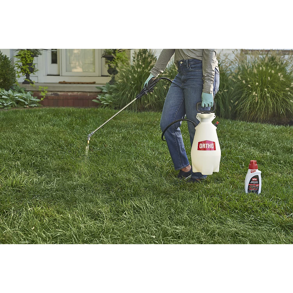 Ortho BugClear Insect Killer for Lawns & Landscapes Concentrate - Kills Periodical Cicadas, Mosquitoes, Ants, Spiders, Fleas, Ticks & More, Outdoor Bug Spray with Long Lasting Control, 32 oz.