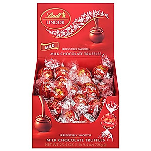 Lindt LINDOR Milk Chocolate Candy Truffles, Milk Chocolate with Smooth, Melting Truffle Center, 25.4 oz., 60 Count