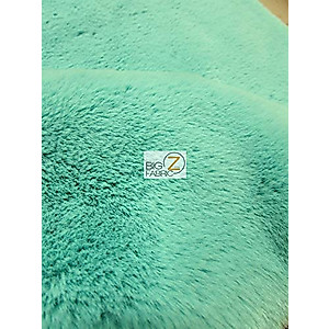 Beaver Shag Faux Fur Fabric Sold by The Yard DIY Coats Costumes Scarfs Rugs Accessories Fashion (Black)