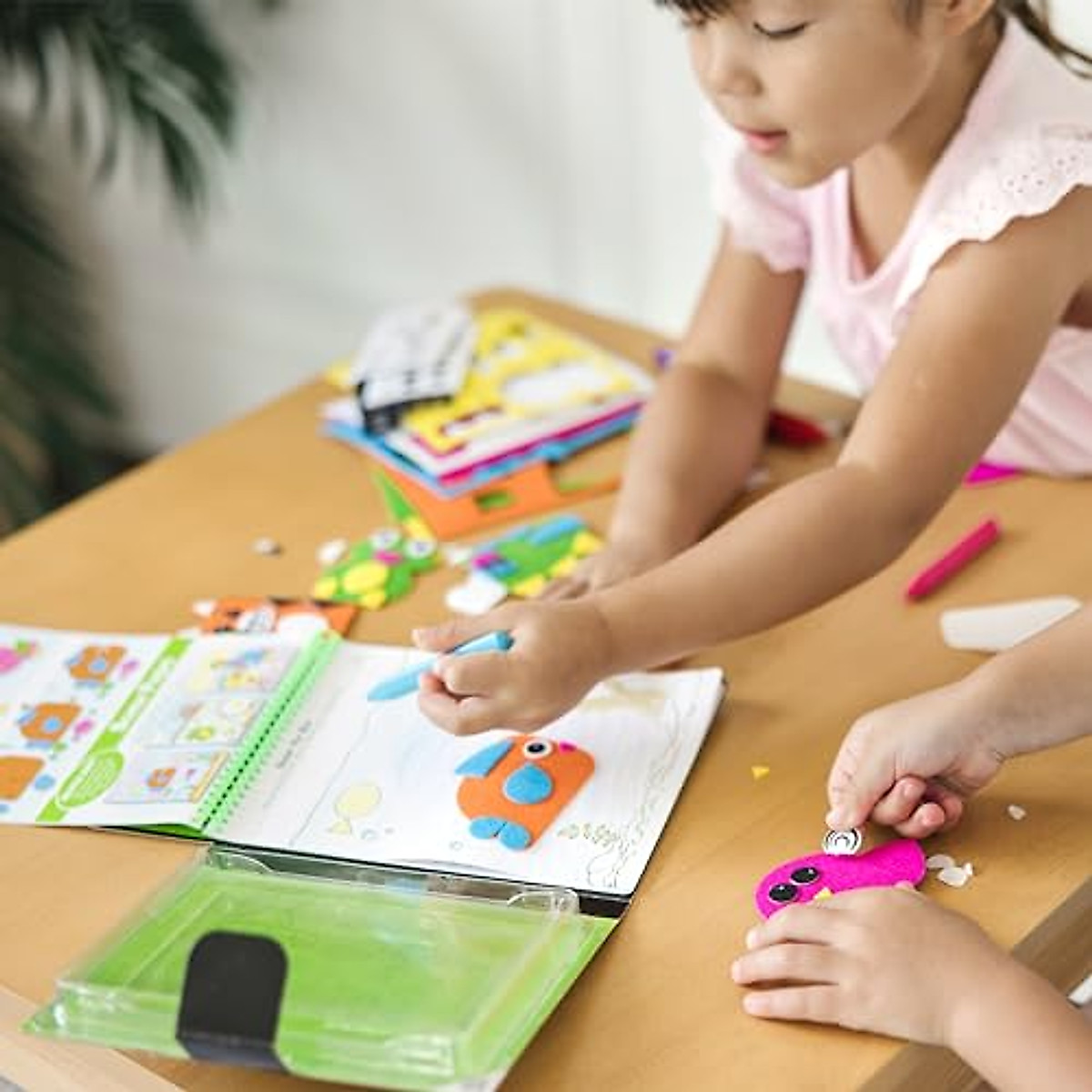 Melissa & Doug On the Go Felt Friends Craft Activity Set With 188 Felt Stickers - FSC Certified