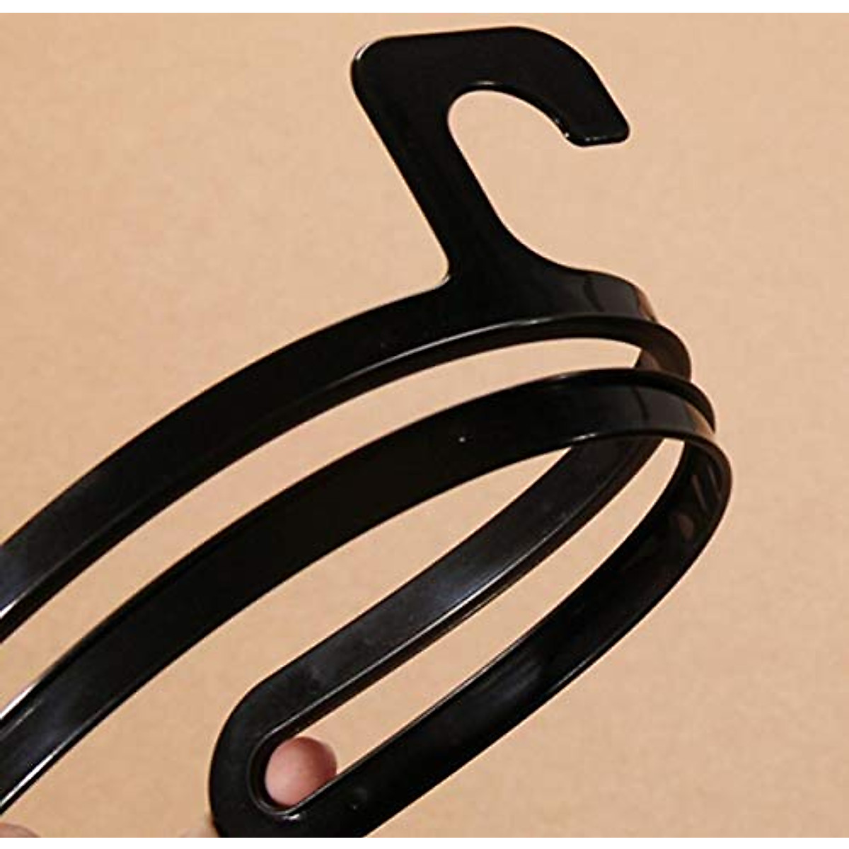 WellieSTR (Pack of 50 Plastic Hangers,Towel/Scarf/Legging Hangers, 21cm/8.3" - Black