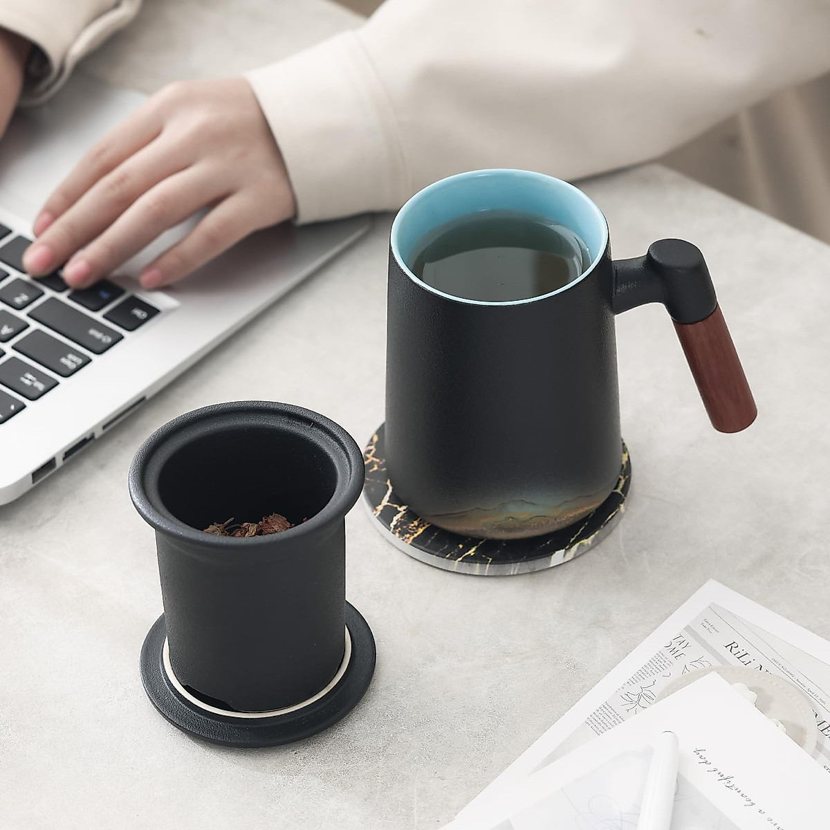 Ochcahser Tea Cup with Infuser and Lid, 15.2 Ounces Artistic Mountain Embossed Ceramic Tea Mug with Absorbent Coaster for Loose Leaf Tea, Ergonomic Bamboo Handle Tea Steeping Mug for Tea Lovers