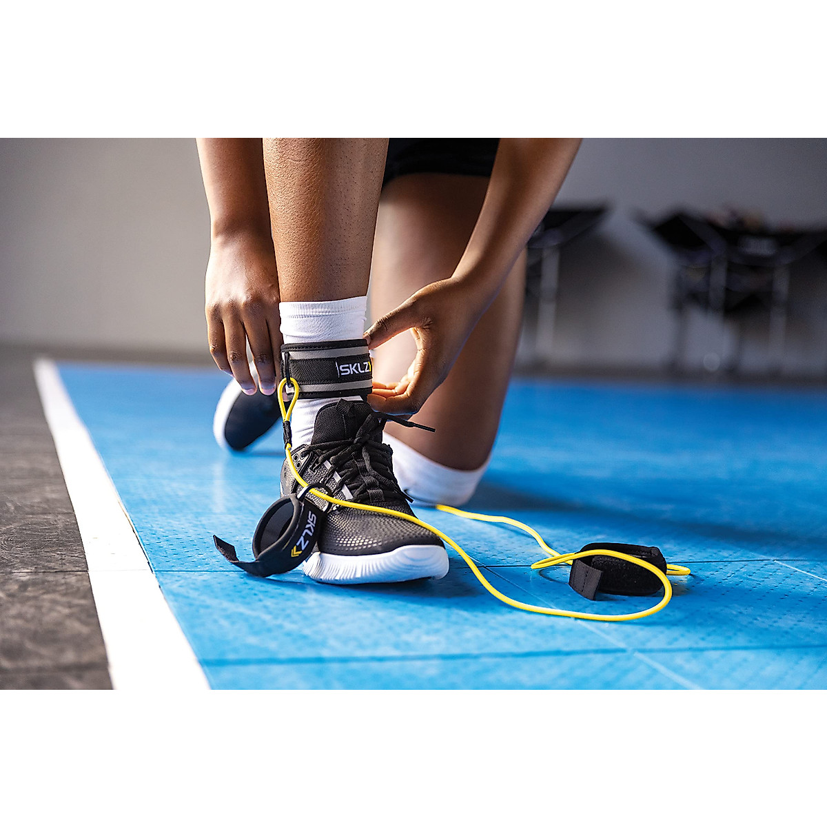 SKLZ Bump-N-Pass Volleyball Trainer with Resistance Bands for Improved Passing Technique, Black