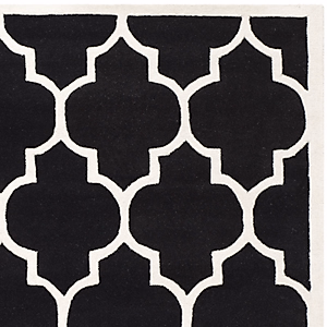 SAFAVIEH Chatham Collection Area Rug - 7' Square, Black & Ivory, Handmade Geometric Wool, Ideal for High Traffic Areas in Living Room, Bedroom (CHT733K)