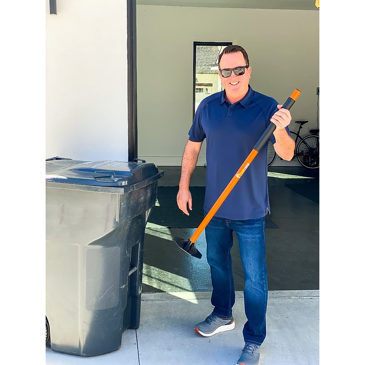 Trash Tamp Newly Designed Version Commercial Manual Garbage Trash Can Compactor Waste Recycling Hand Tool for Kitchen Restaurant Dumpster Recycle Bin Receptacle