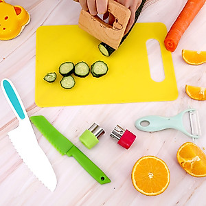 VERTGB 12 Pcs Kids Knife Set,Wooden Kids Kitchen Knife,Kids Knives for Real Cooking,Plastic Kids Knife with Cutting Board,Serrated Edges Toddler Knife,Potato Slicer,Y Peeler,DIY Mold