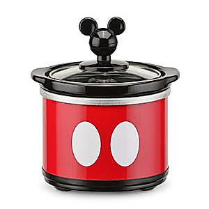 Disney DCM-502 Mickey Mouse Oval Slow Cooker with 20-Ounce Dipper, 5-Quart, Red/Black