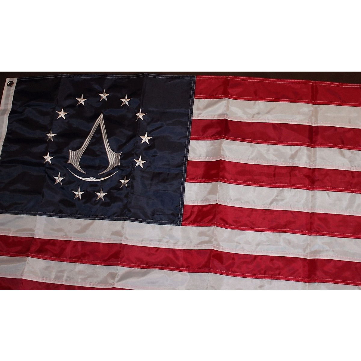 Assassin's Creed 3 III Colonial Flag Limited Collector's Edition
