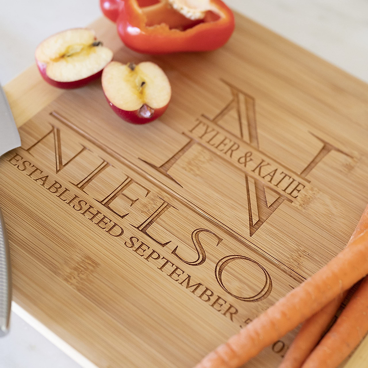 Custom Engraved Cutting Board Gift (11" x 13" Single Tone, Thanksgiving Design) - Personalized Cutting Board for Couples - Decorative Wooden Kitchen Cutting Board with Engraving