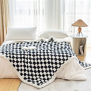 LOMAO Sherpa Throw Blanket Fleece Blanket with Checkered Pattern Soft Thick Blanket for Couch, Bed, Sofa Luxurious Warm and Cozy for All Seasons (Black, 51"x63")