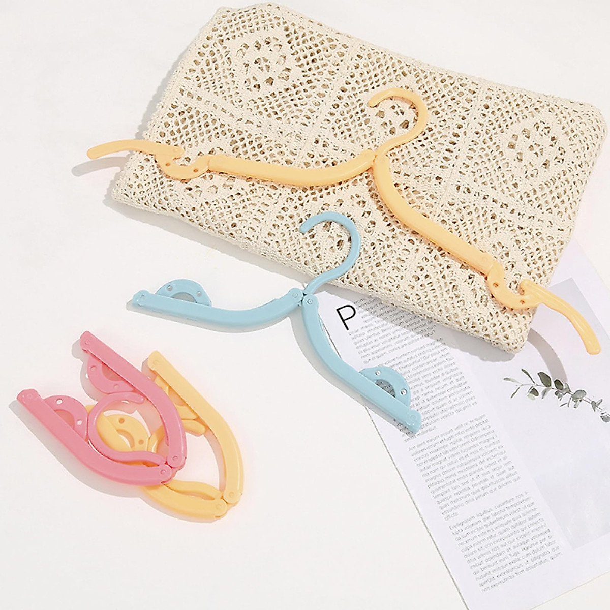 MYLDH 12Pcs Travel Hangers Foldable Portable Plastic Hangers Folding Clothes Hangers Space Saving Clothes Hangers for Business Trip Travel