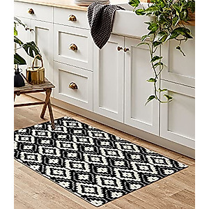 Uphome Indoor Outdoor Doormat 2’x3’ Boho Cotton Area Rug Hand Woven Moroccan Geometric Throw Rugs Machine Washable Farmhouse Rug Carpet for Entryway Porch Living Room Laundry Kitchen,Black and Cream