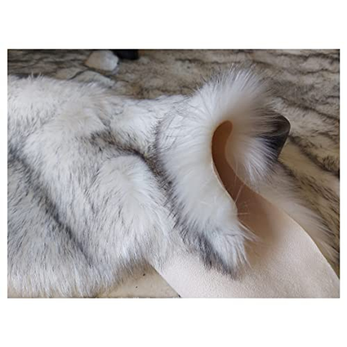 Round Carpet for Bedrooms Rugs,Living ,Kids Rooms,Sofa.LAMBZY 'Maya Collection' Silky Shaggy Rug,Faux Sheepskin,Soft Touch Fur ,Fluffy Area Rugs,Silky Plush,Hypoallergenic (9’6"(D290cm), White/Black)