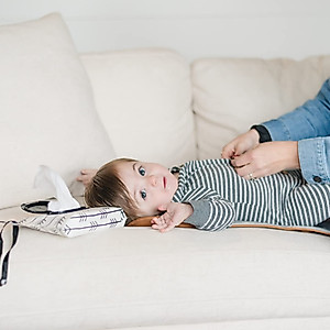 Kiki Babies Portable Wipes container & baby wipes holder 4 -Pc set: Convenient Reusable Wipes Pouch & Travel Wipes Case for On-the-Go Care Refillable Dispenser Includes 2 Stroller Hooks & Bag Gift set