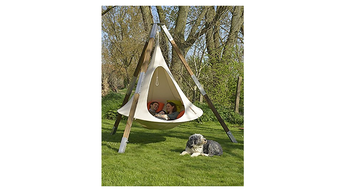 Relax in Comfort with Vivere Double Cacoon