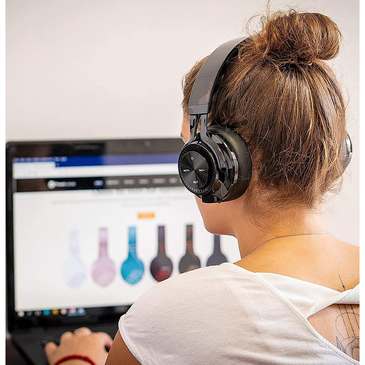 PowerLocus P3 Wireless Bluetooth Headphones Over-Ear, [40h Playtime, Bluetooth 5.0] Foldable Stereo Wireless/Wired Headphone Over Ear with Mic Deep Bass Headset for iOS/Android/Laptop/PC/TV - Black