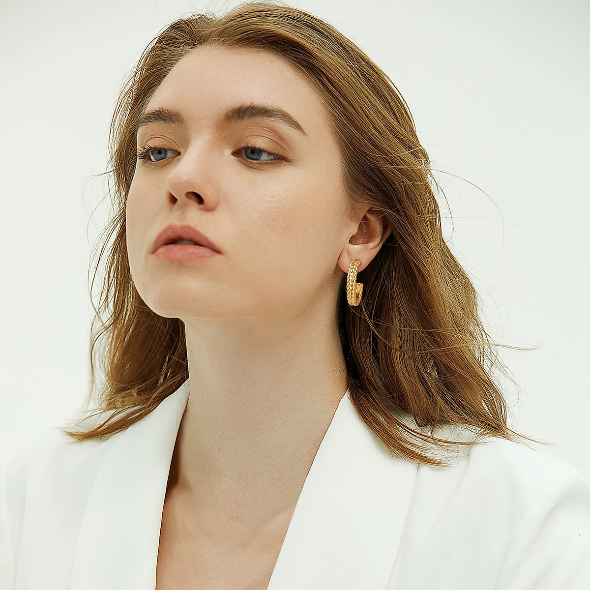 UnicoRing Chunky Gold Hoop Earrings for Women 14K Real Gold Plated Lightweight Twist Small Hoops Hypoallergenic Cute Jewelry(25mm)