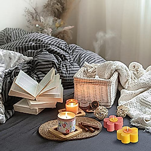 2 Pieces Aesthetic Candles Flower Shaped Candles Daisy Shaped Decorative Danish Pastel Room Decor Cute Fun Candles Soy Wax Scented Candle Pink Candles Art for Home Decor Christmas Birthday Gift