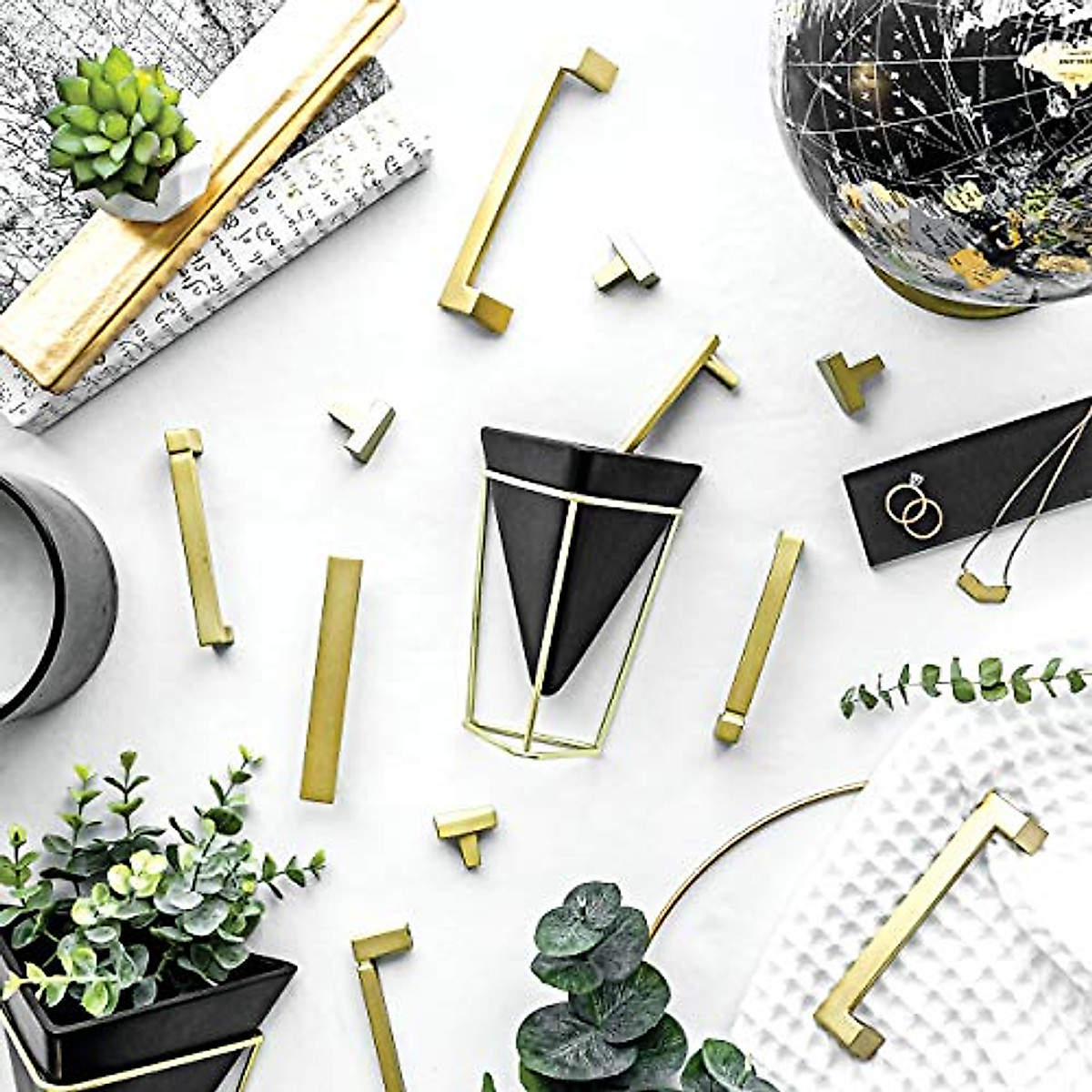 Franklin Brass Asymmetric Notched Cabinet Pull, Brass, 3-3/4 in (96 mm) Drawer Handle, 10 Pack, P40823K-117-C