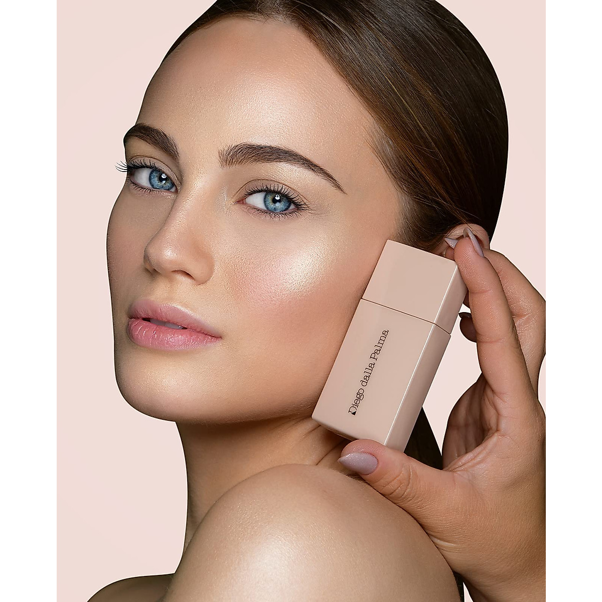 Diego dalla Palma Nudissimo Glow - Soft Glow Foundation - Lightweight And Fluid Texture - Highly Moisturizing Formula Provides Pleasant Coverage And Natural Finish - 255W Soft Beige - 1 Oz