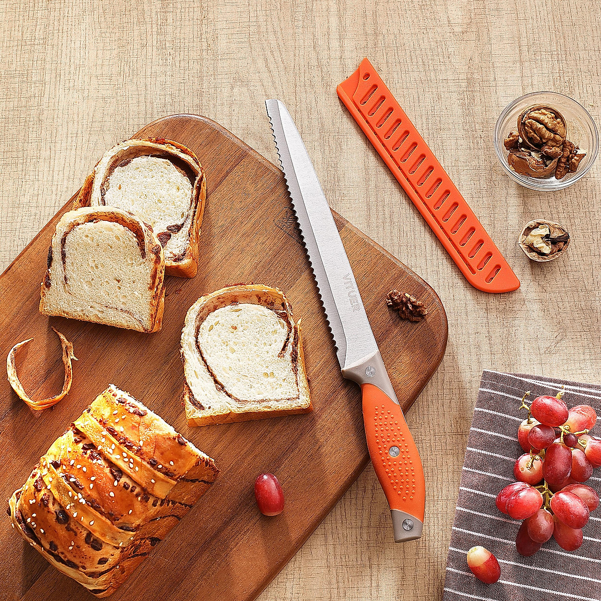 VITUER Bread Knife with Cover, 8 inch Serrated Bread Knife for homemade bread, Bread Cutter Ideal for Slicing Homemade Bread, Bagels, Cake (8-Inch Blade with 5-Inch Handle)