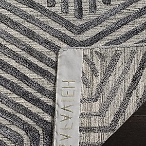 SAFAVIEH Mirage Collection 6' x 9' Light Grey/Charcoal MIR351A Handmade Modern Wool & Viscose Area Rug