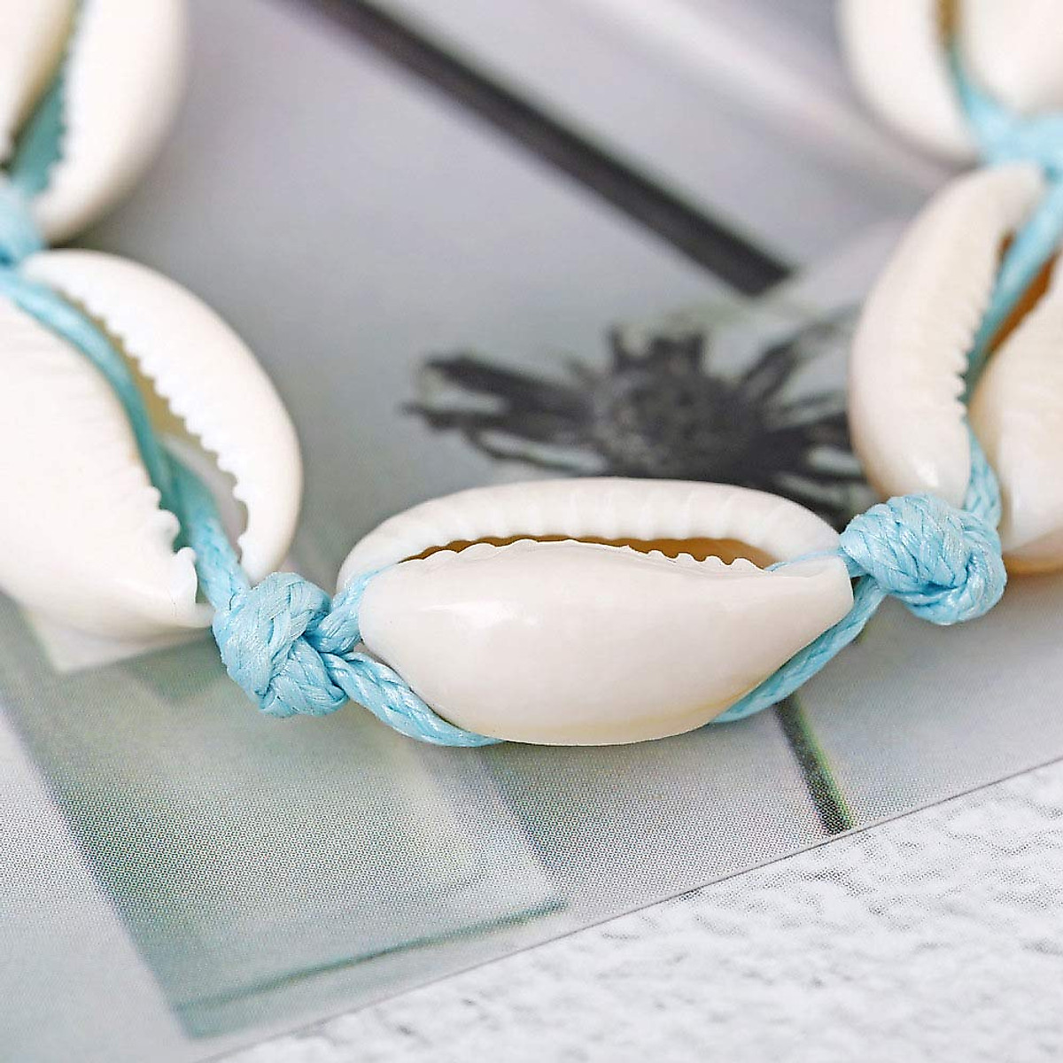 Aluinn Boho Turtle Layered Shell Anklet Set Silver Ankle Bracelets Beaded Foot Chain Beach Foot Jewelry Accessories for Women summer gifts