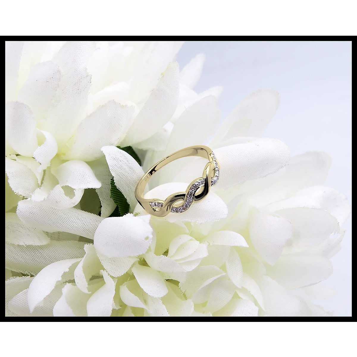 Dazzlingrock Collection 10kt Yellow Gold Women's Round Diamond Woven Twist Ring 1/12 ctw