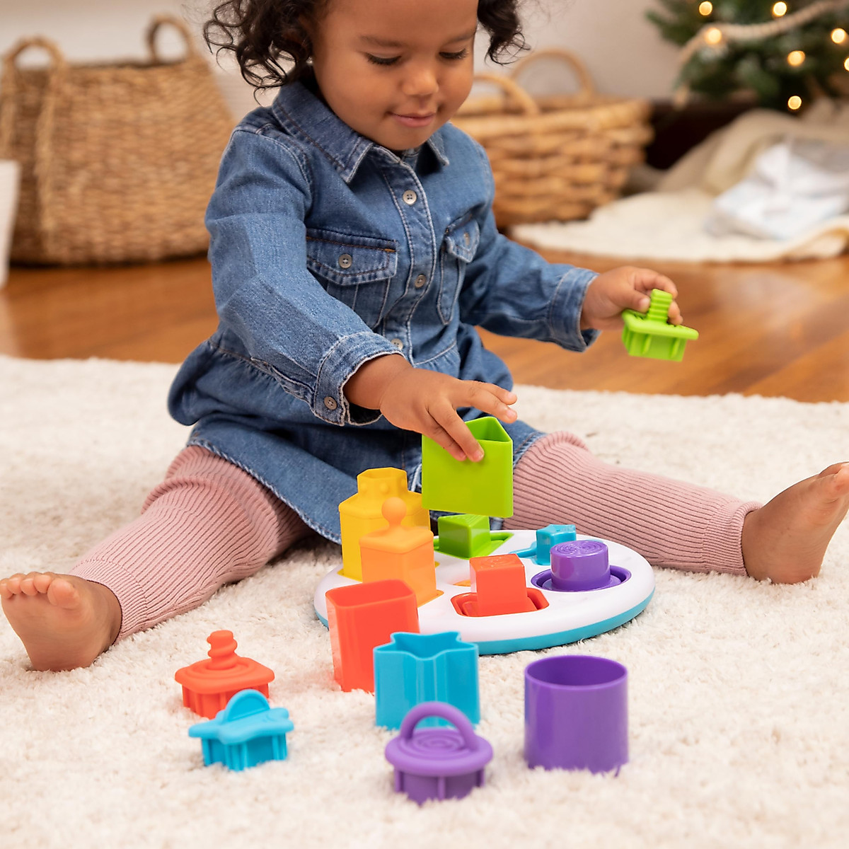 Fat Brain Toys Plugzy - Fine Motor Shape-Learning Sensory Toy, Babies & Toddlers