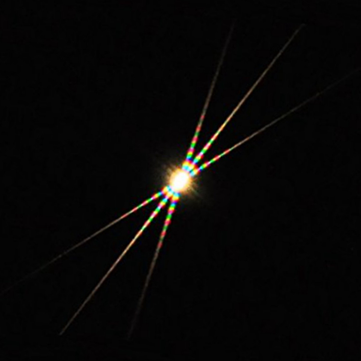 Astromania Bahtinov Mask Focusing Mask for Telescopes - FM180mm for a Tube Outer Diameter (OD) from 195mm-240mm - can be Mounted with The Brass Screws Inside or Outside The drawtube