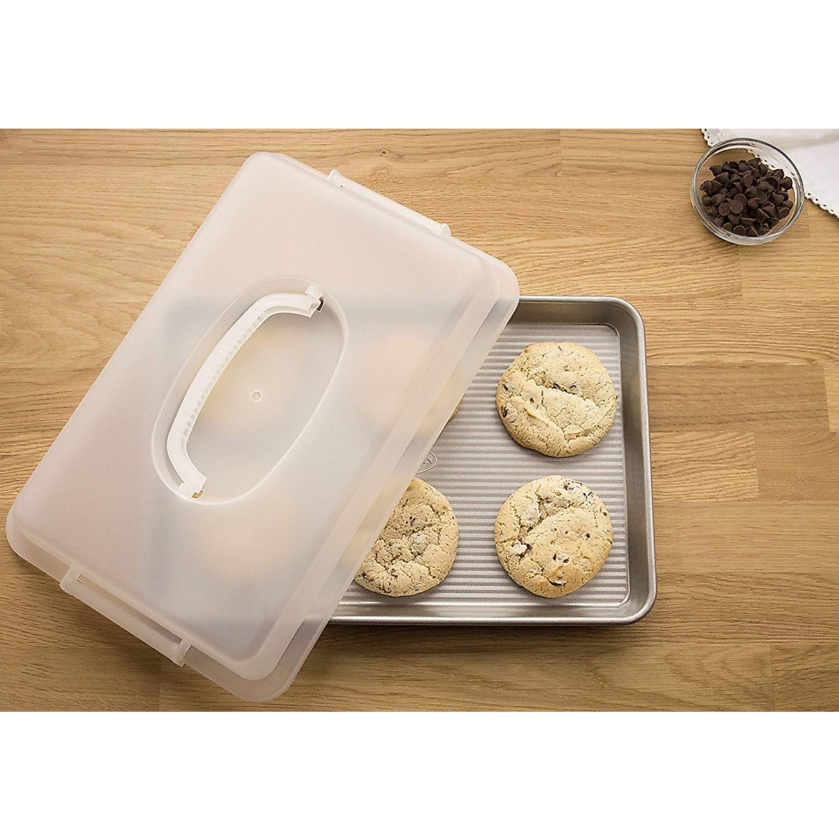 USA Pan Bakeware Nonstick Jelly Roll Pan With Lid, White