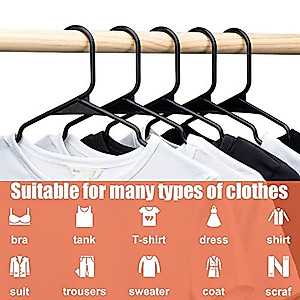 HOUCOC Plastic Hangers 20 Pack - Heavy Duty Dry Wet Clothes Hangers,Space Saving Super Lightweight Organizer Laundry Hangers Perfect for Everyday Use on Shirts Coats Pants Dress Skirts (White Hangers)