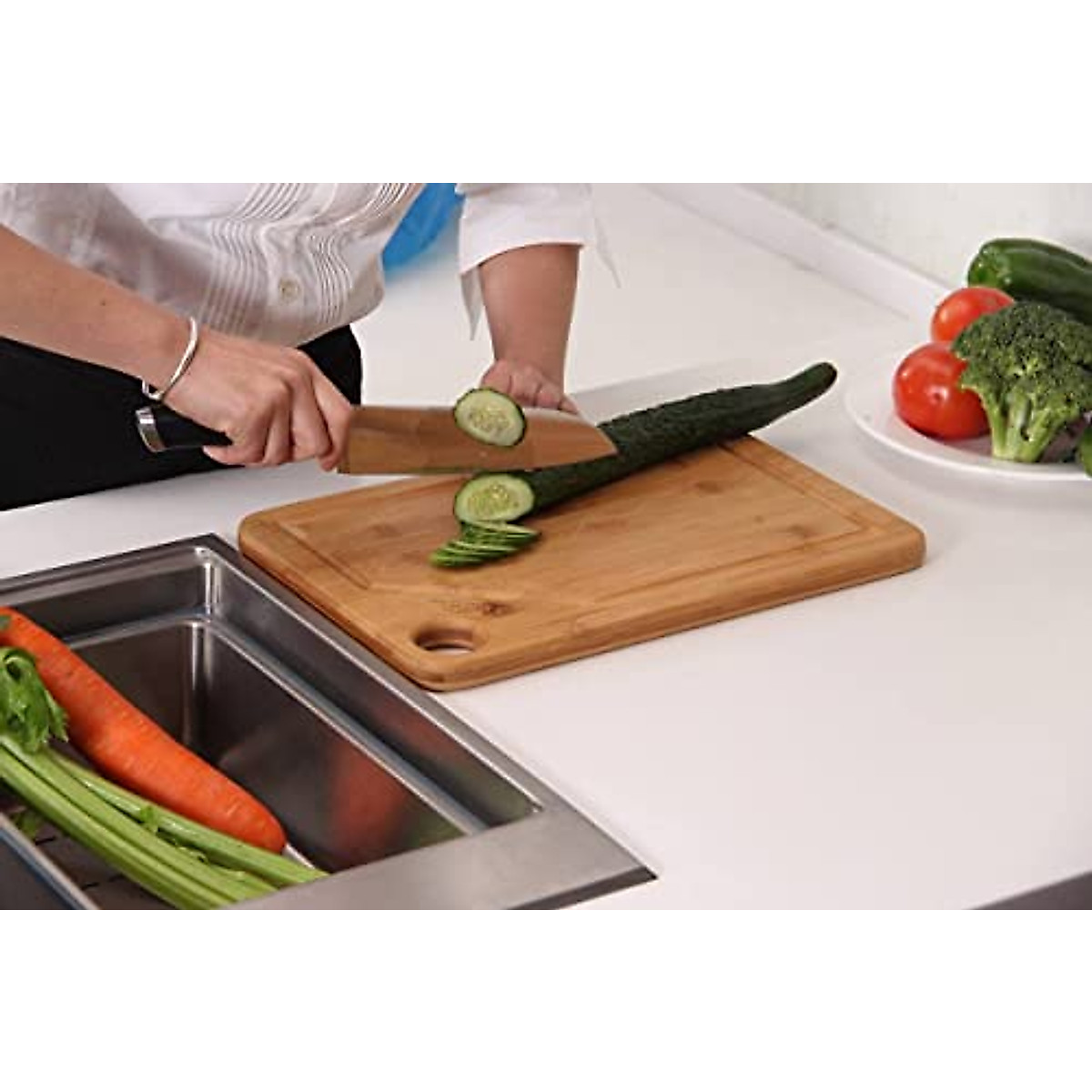 Mohy Bamboo Cutting Board Set with Juice Groove (Set of 3 with Holder) – Extra Large Thick Chopping Board Set for Meat, Cheese, Fruit and Vegetables