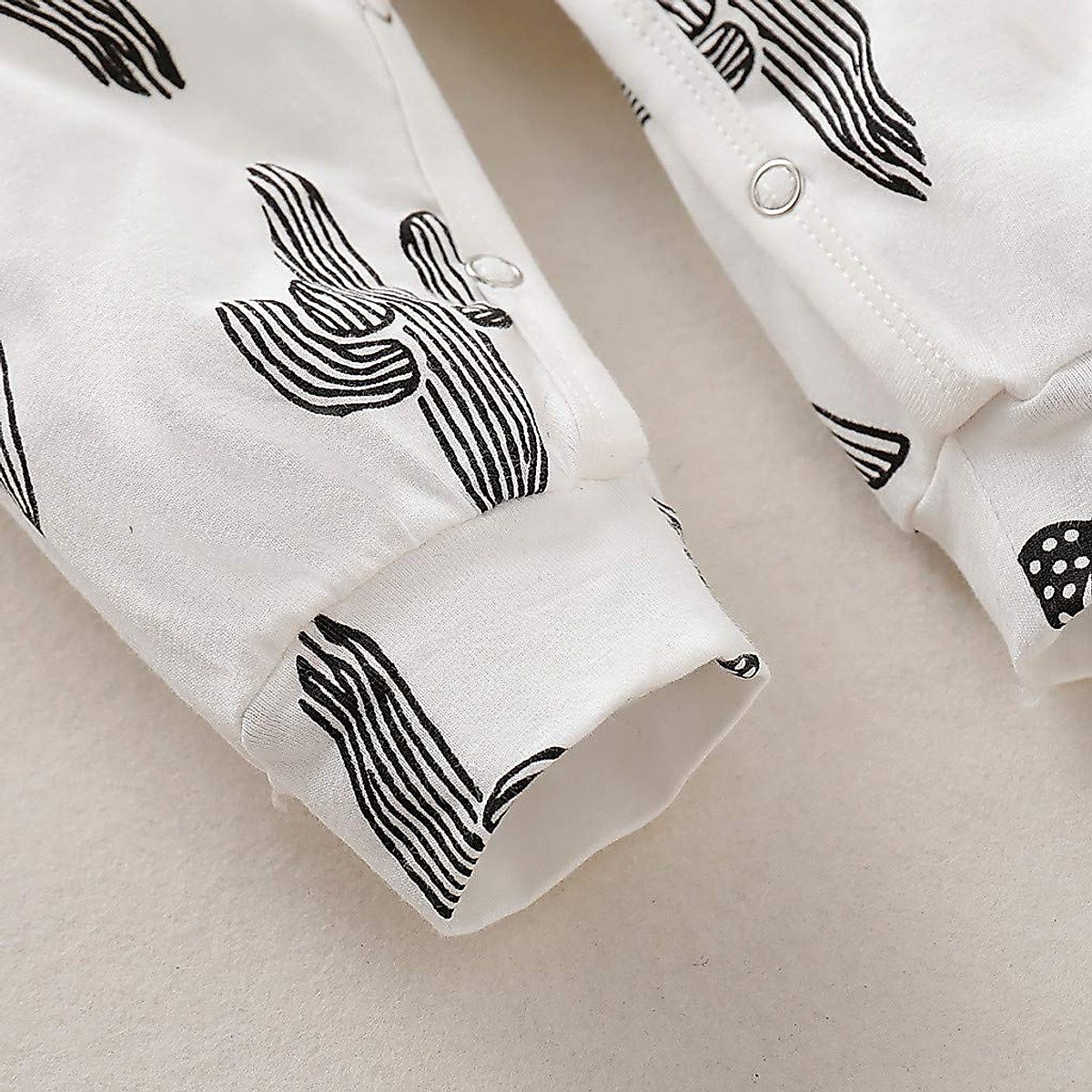 TMEEIHNSS Newborn Baby Boys Girls Bodysuit 2 Piece Set Infant Cactus Print Romper Jumpsuit Hat Outfits Sets (White, 0-3)