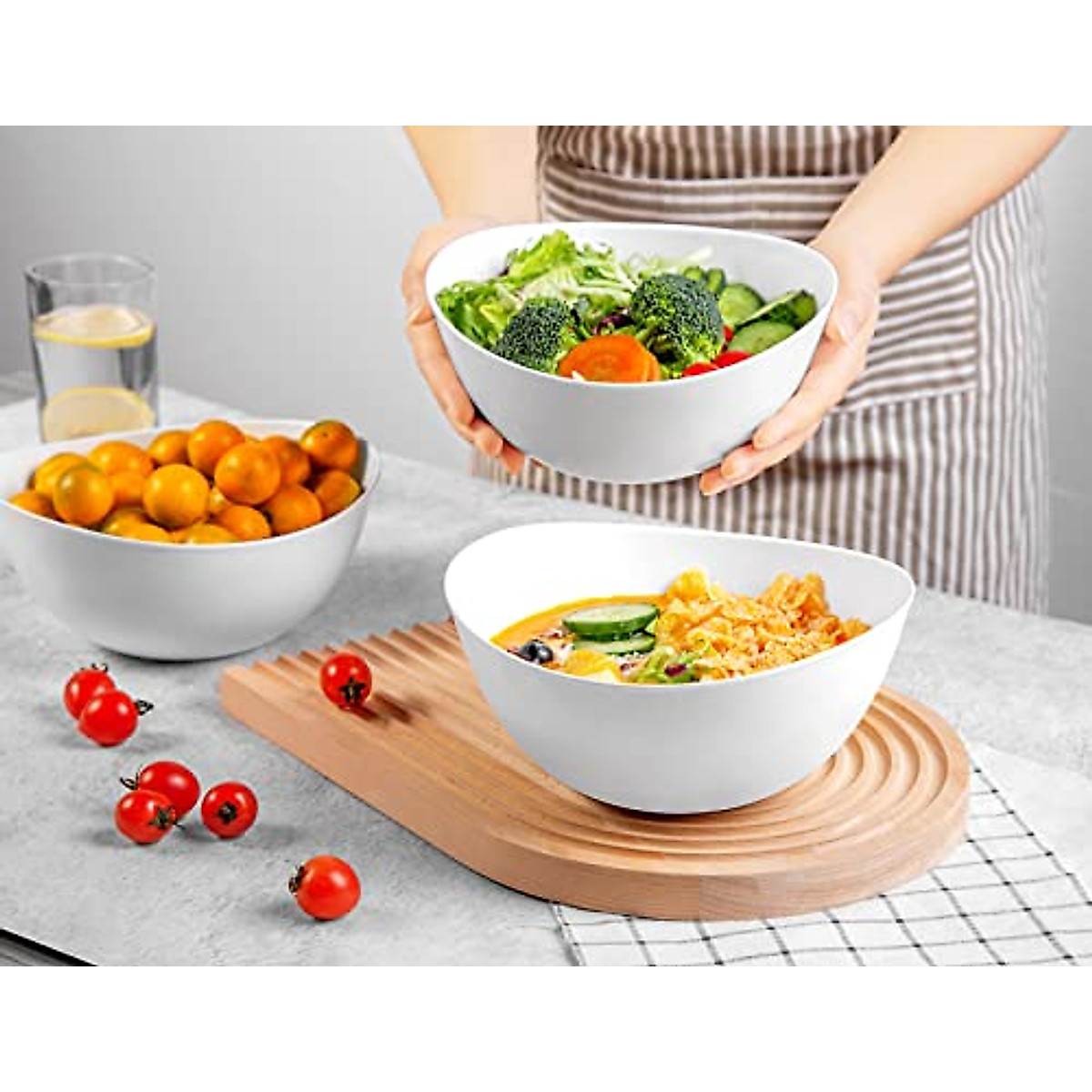 Honla 48 oz Large Salad Bowls,Set of 4 Big Plastic Bowls for Cereal,Pasta,Popcorn,Snacks,Serving Side Dishes,Dinner Parties,Oval Shape,White