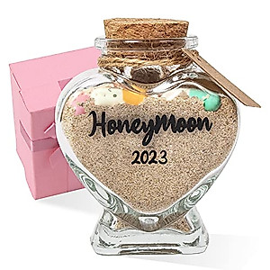 Qunrwe Honeymoon Essentials Bridal Shower Gift Wedding Registry Gift Honeymoon Travel Gift for Couples Newlywed Fiance Honeymoon Sand Jar with Love Message Pills (Gift Box Includes)