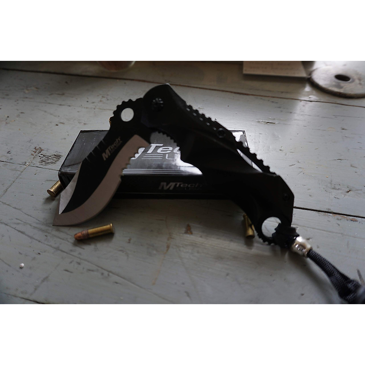 MTech USA MT-A808BK Spring Assist Folding Knife, Two-Tone Half-Serrated Blade, Black/Silver Handle, 4.5-Inch Closed